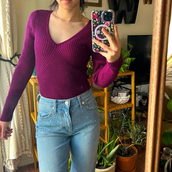 sofia by sofia vergara | Tops | Sofia Vegara Knit Long Sleeve | Poshmark